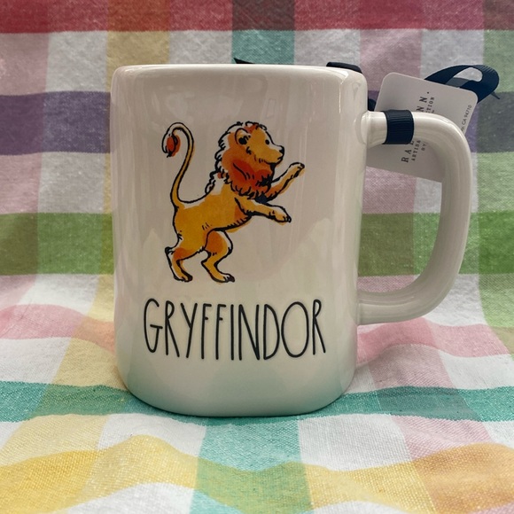 Rae Dunn | Dining | Rae Dunn Harry Potter Gryffindor Mug | Poshmark